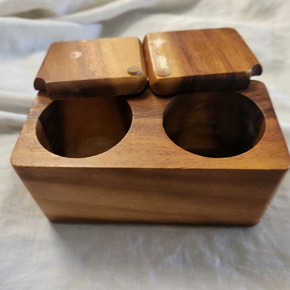 Unbranded | Kitchen | Vintage Wood Double Salt Keeper Cellar Pepper ...